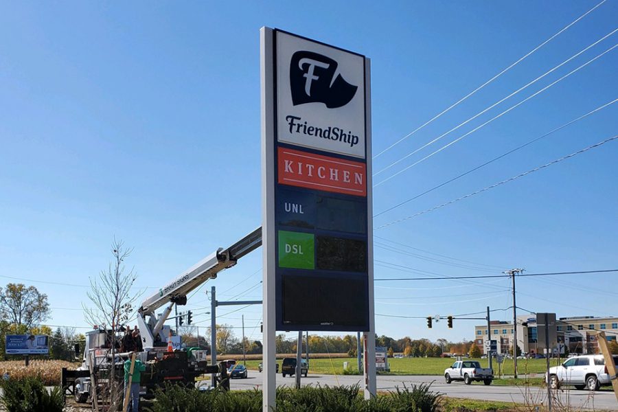 Pylon Signs: The Benefits of a Freestanding Sign | Brady Signs