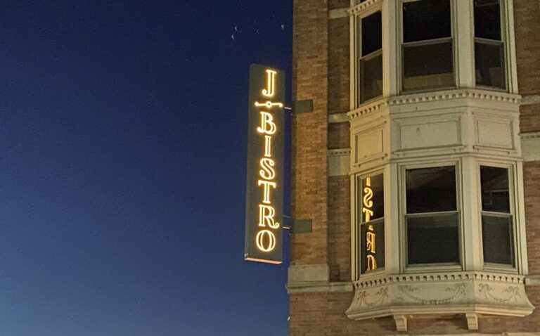 Converting Your Fluorescent Signage to LED