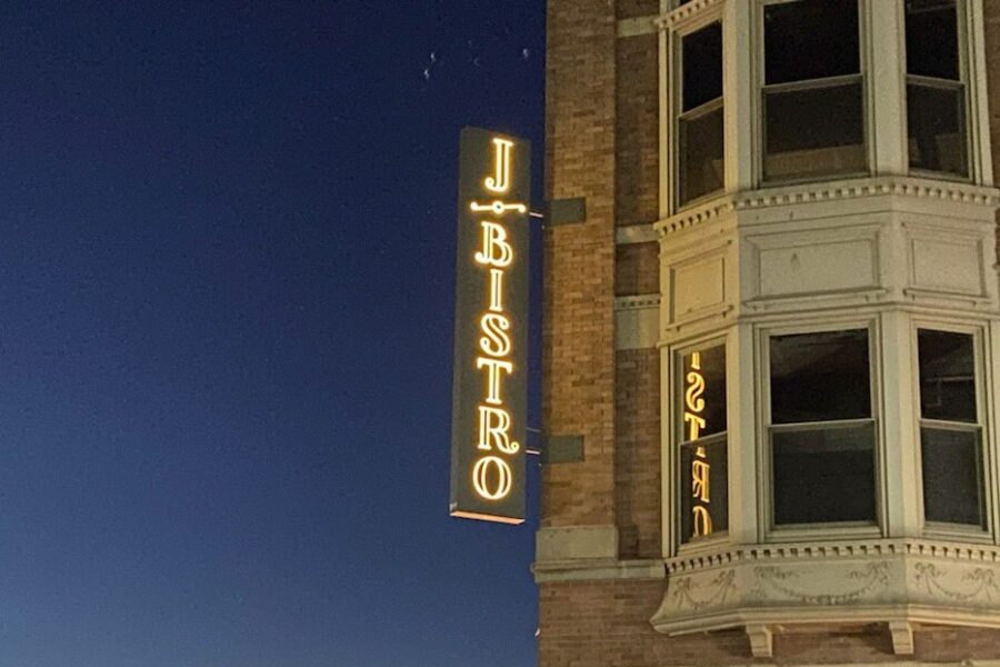 Converting Your Fluorescent Signage to LED